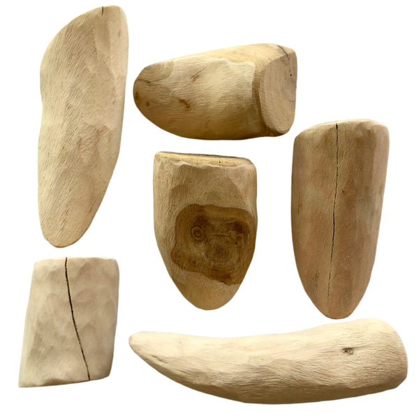 Honeysuckle Wood Chunk – 40-49g – THE CAT HOUSE INC